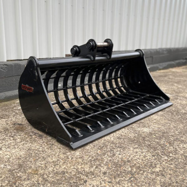 3.5 Tonne Range 1200mm Sieve Bucket | Hogan Engineering